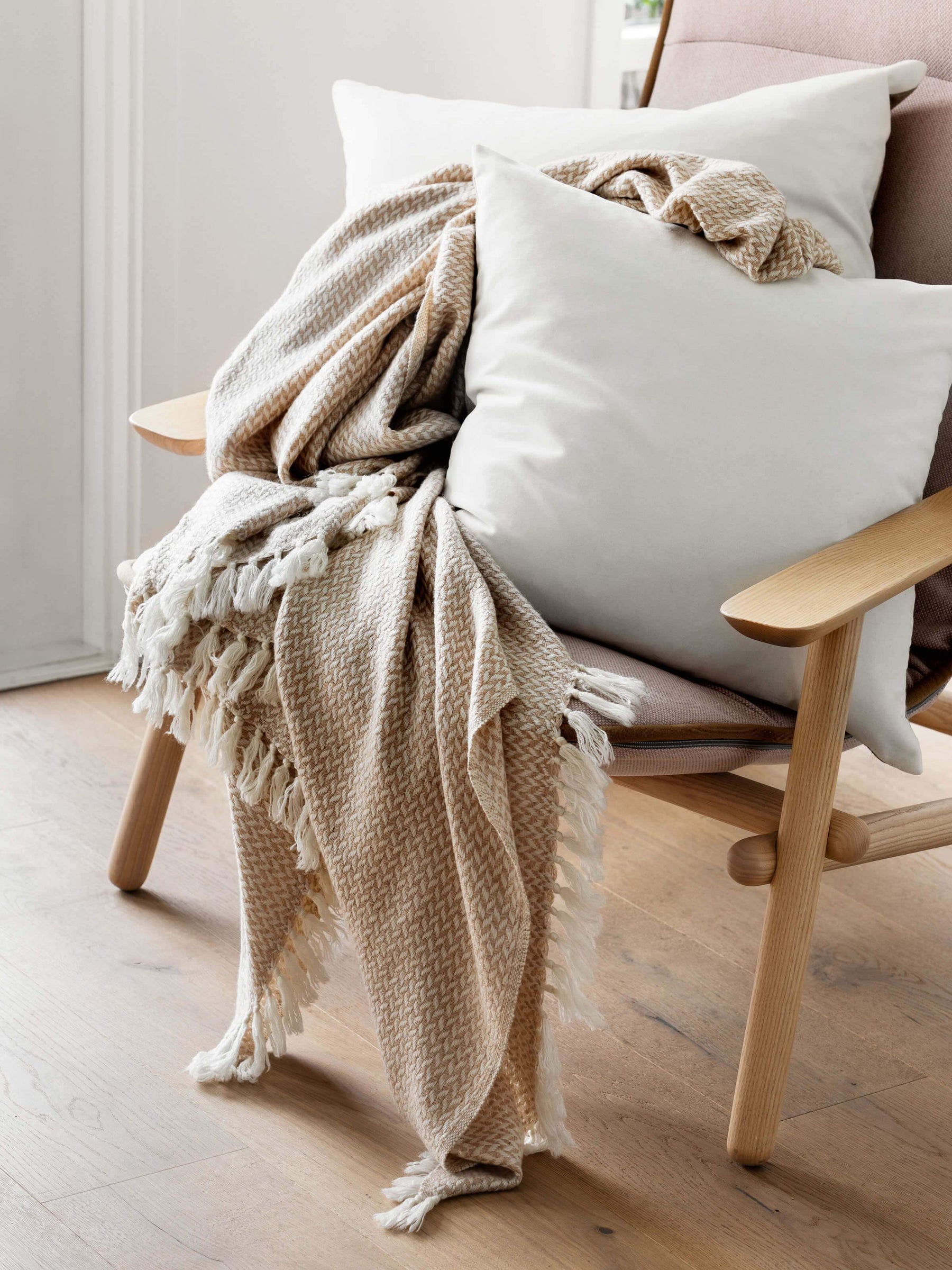 L&M Home: Buy Luxury Cashmere Throws Online - Copenhagen Silver
